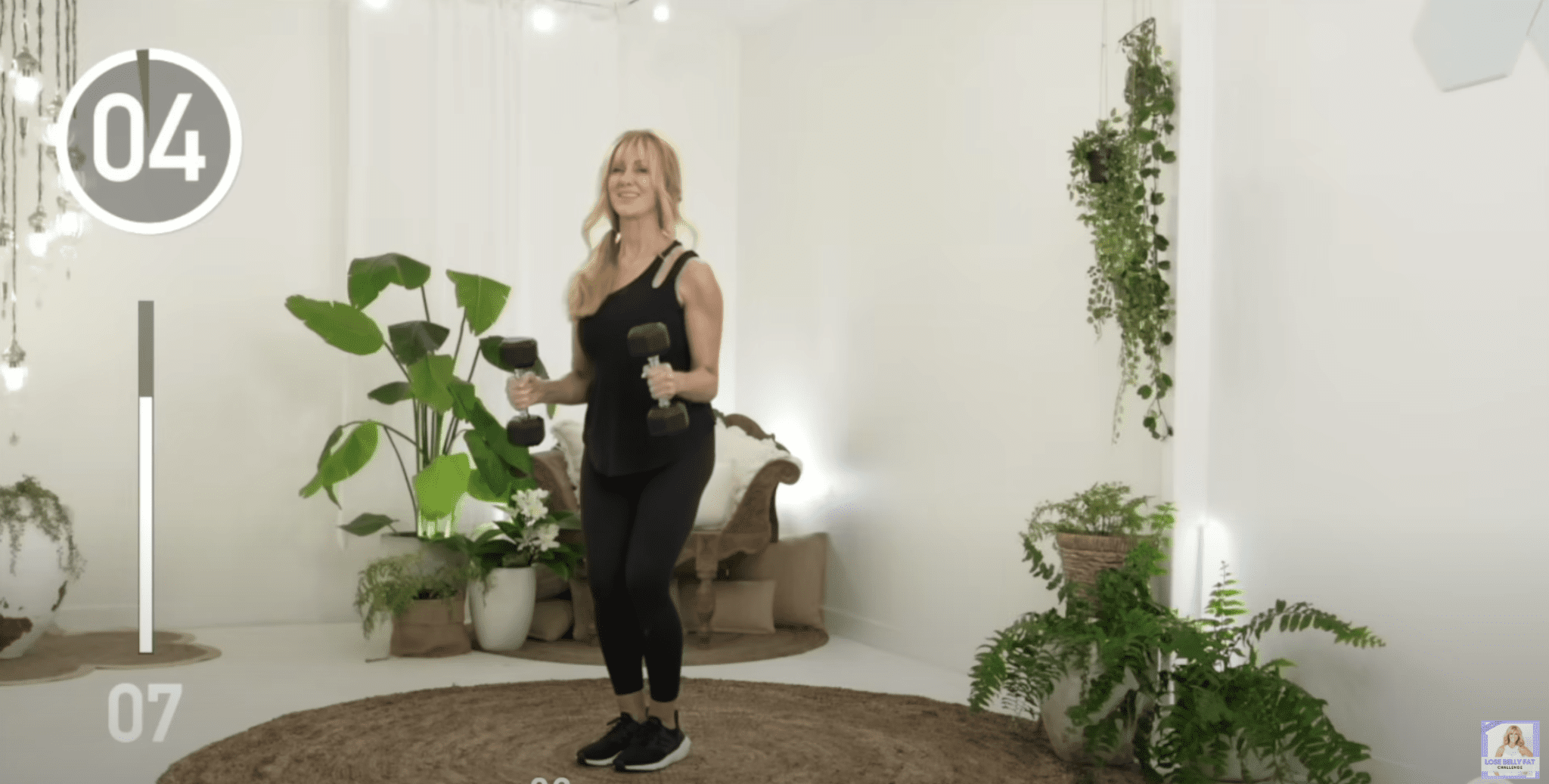 35-Min Full Body Sculpt Workout to Burn Fat and Tone Up - Fabulous50s